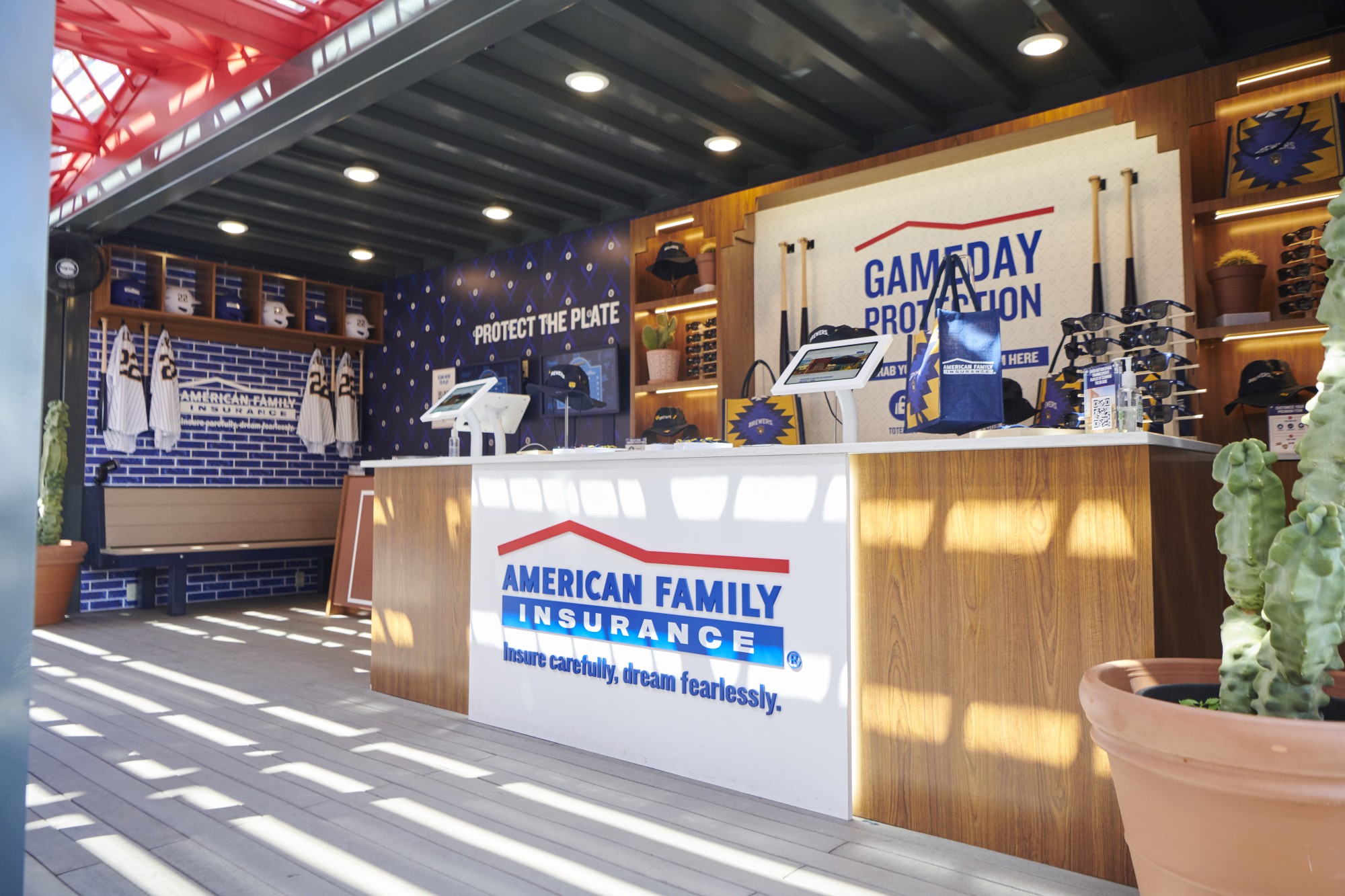 S2 – 4 – AmFam Field – rEvolution Case Studies